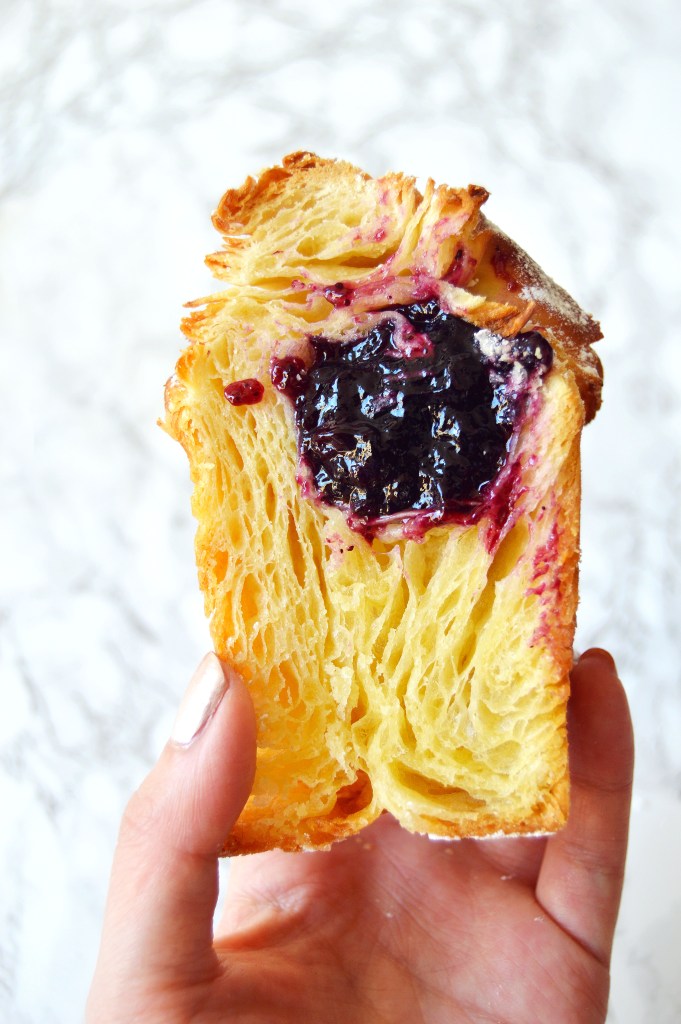 Blueberry Cruffins (Crossiant + Muffins)